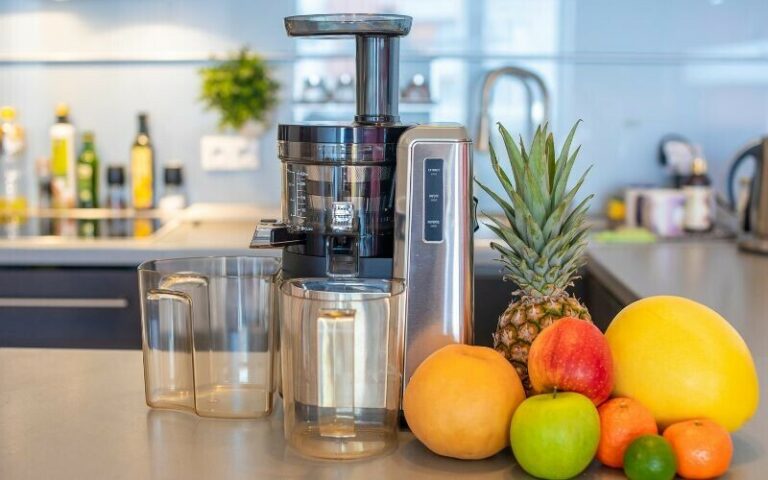 5 Best Compact Juicers For Your Kitchen - Fitness at Home